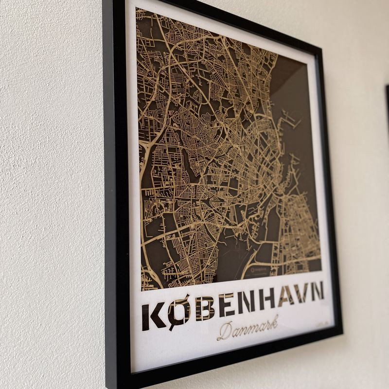 Bykort udskåret i træ - Design dit eget